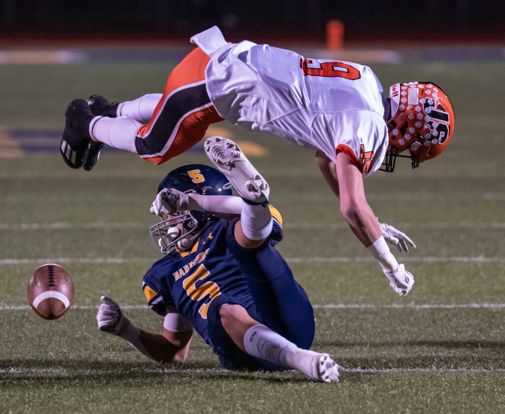 Dathan Tyson catches 16 passes as Shore defeats Montoursville at ...